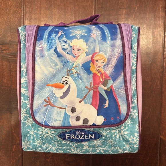 Disney | Accessories | Disney Elsa And Anna Travel Pouch | Poshmark